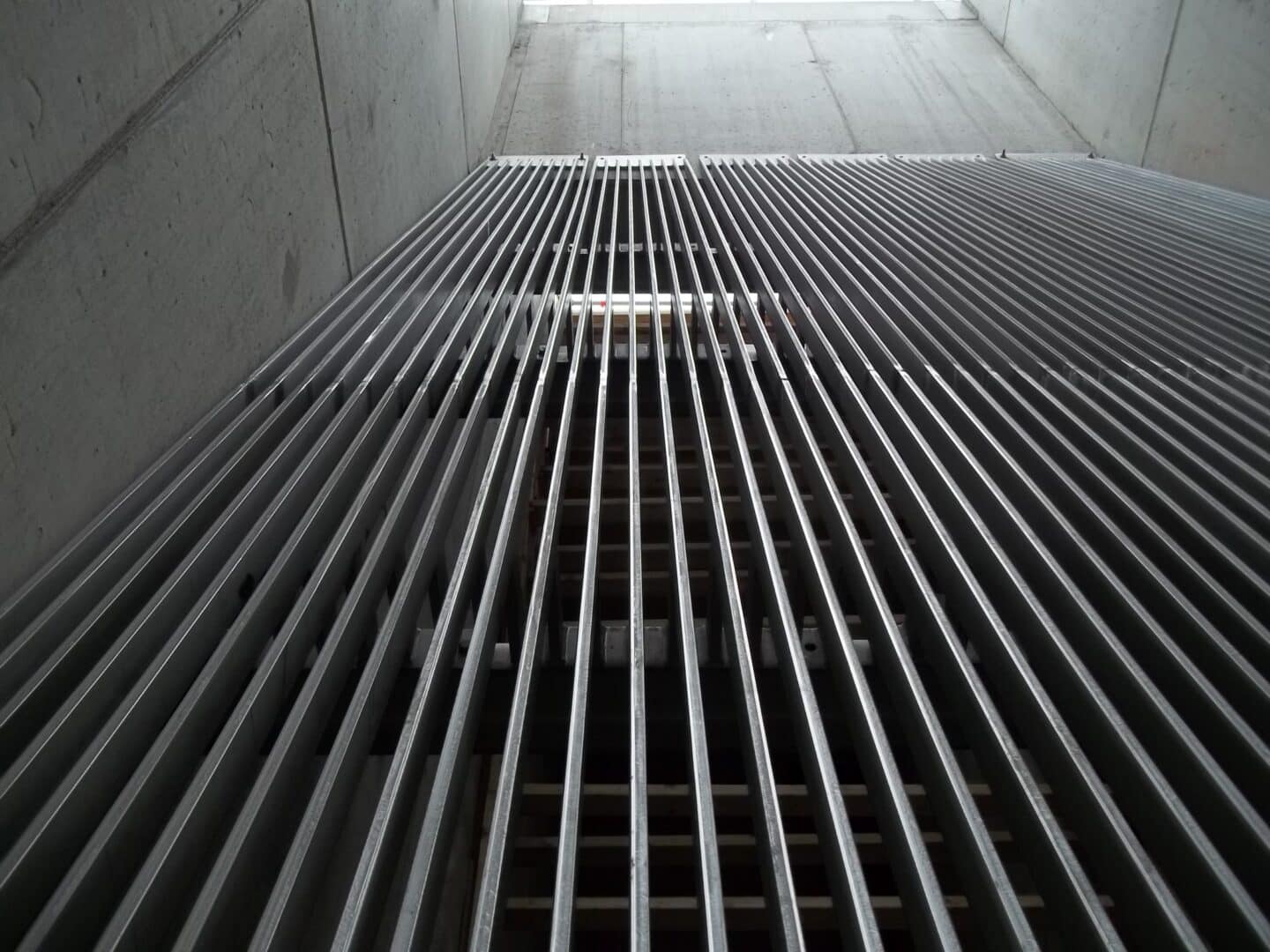 Coarse screen - Quality and Long Service Life! - www.hubert.nl